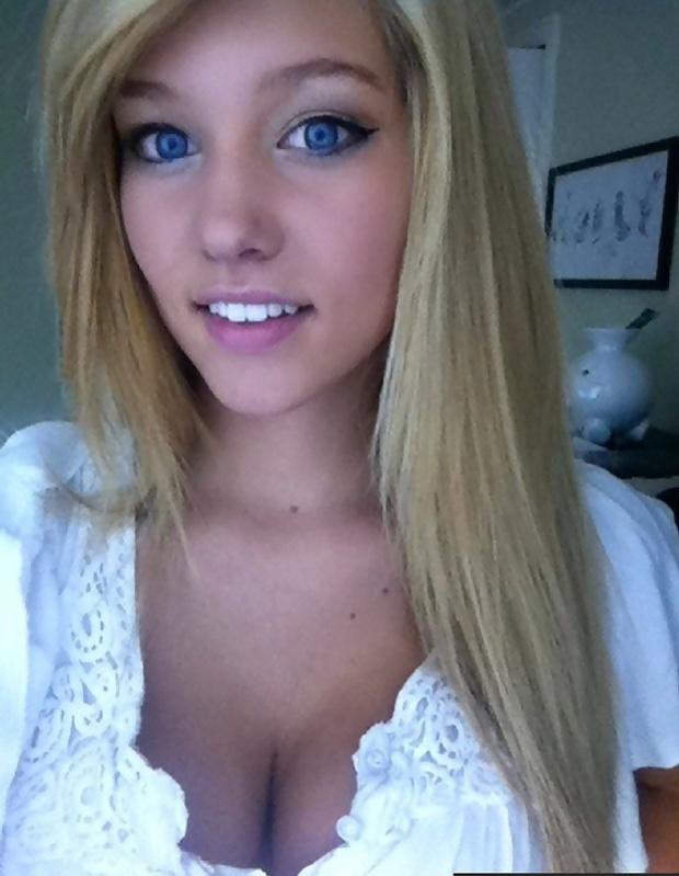 Beautiful Eyes Babes Pic Of 63